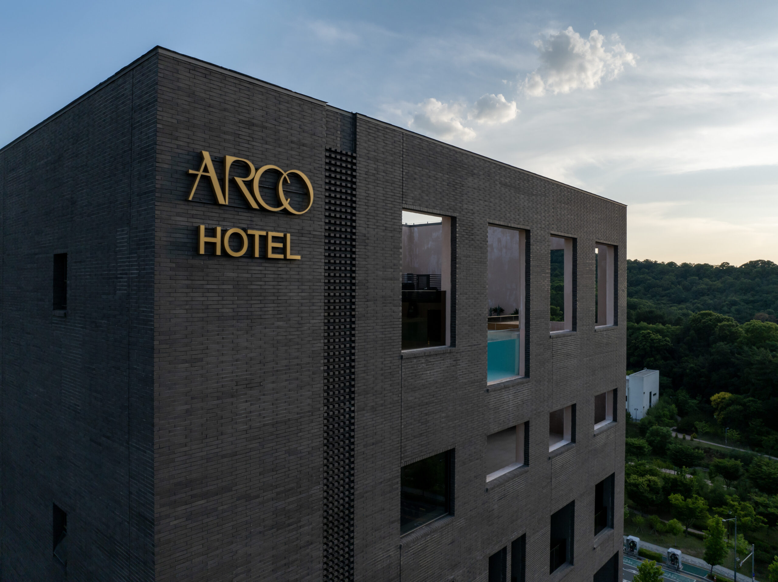 Suseong The Arco Hotel - hotels in Daegu South Korea